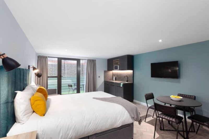 8 Cool Budget-Friendly Hotels in London | Love and London