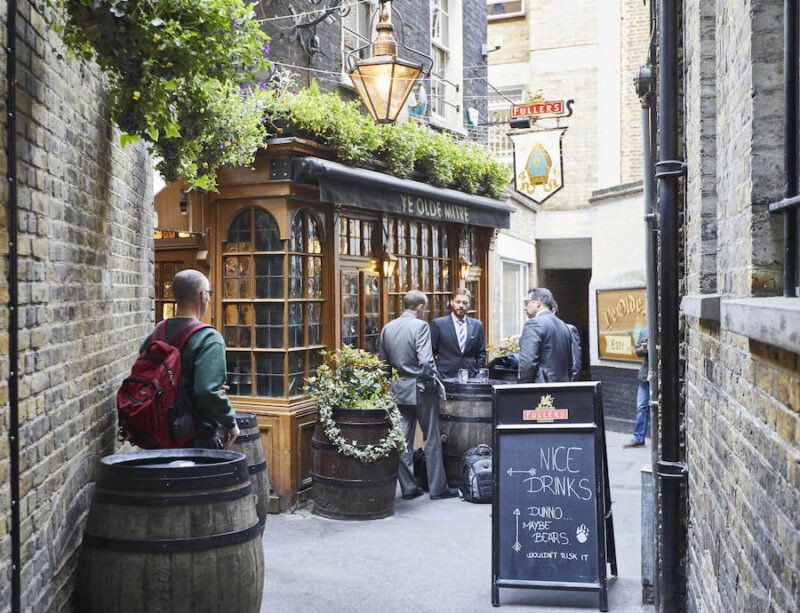 8 Gorgeous London Pubs to Visit | Love and London