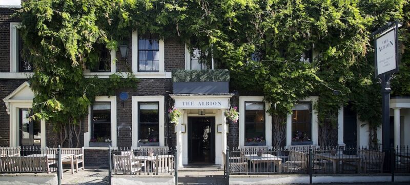 8 Gorgeous London Pubs to Visit | Love and London